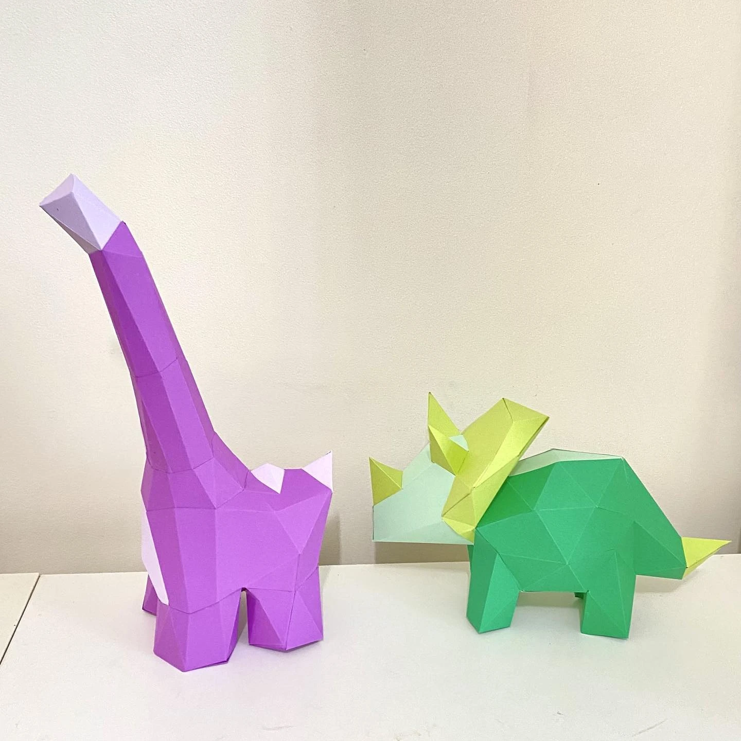 Brachio Dino papercraft. With this purchase you get PDF digital ...