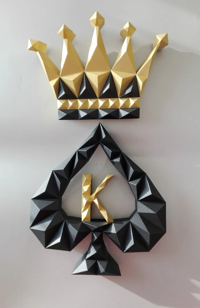 King of Spades Crown 3D Wall Decor Low poly Papercraft, DIY, PDF