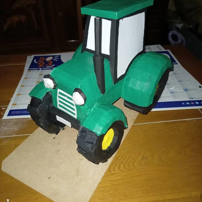 Farm Tractor/ DiY Craft/ Template PDF/ Low Poly/ Papercraft/ 3D Tractor ...