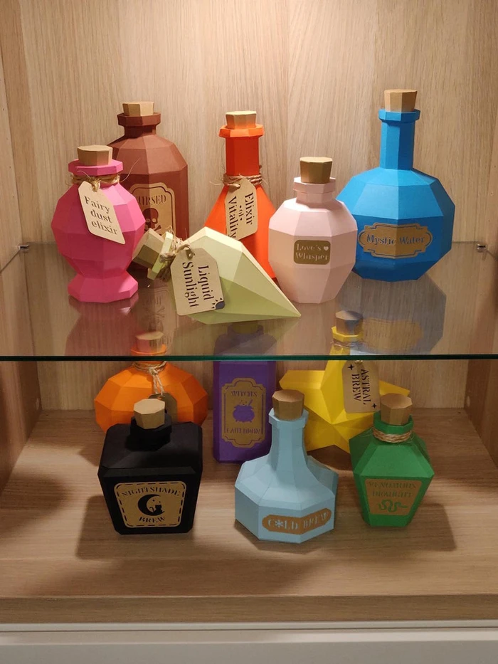 Potion bottles 3D papercraft | SVG,PDF | 12 potions,elixers and brews ...